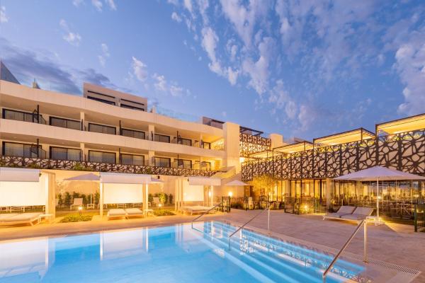 Eurostars Oasis Marbella - Puerto Banús