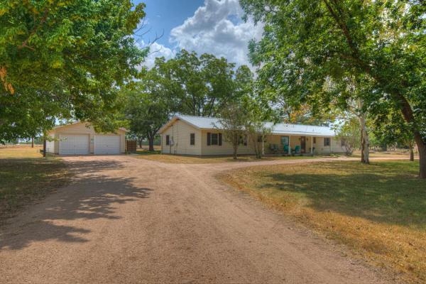 Spacious Home - Fire Pit, Bbq And Outdoor Seating! - Grape Creek Vineyards, Fredericksburg