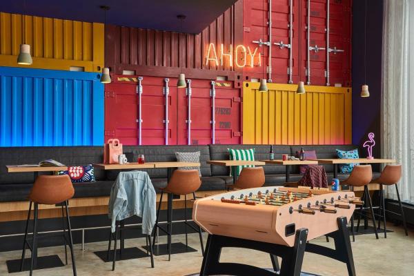 Moxy Southampton - Southampton