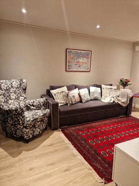 R Apartment In Kungsängen - Bro