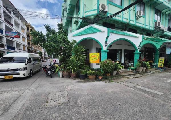 Joys Cafe & Guesthouse - Patong Beach