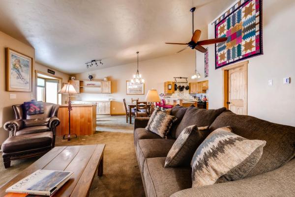 Norwegian Log 204 - Steamboat Springs, CO