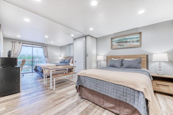 Sea Treasures Inn Units #205-212 - Rockaway Beach, OR