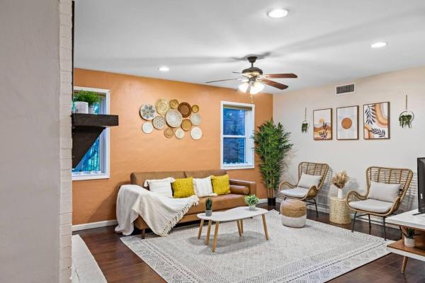 Cozy Buckhead Suite - Great Area, Free Easy Parking, Near Shops And Restaurants - 亞特蘭大