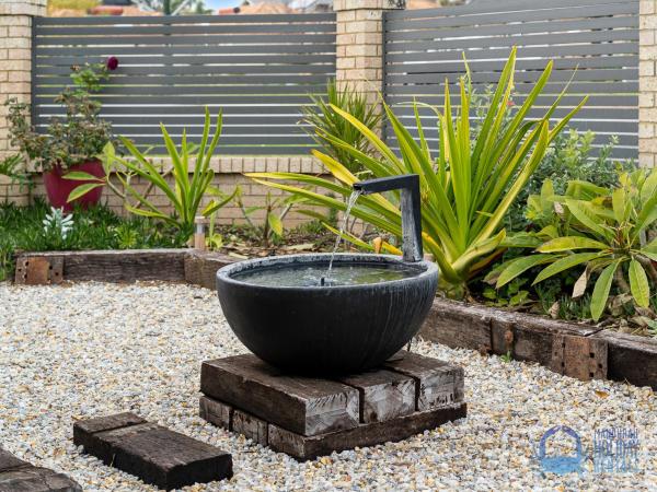 Hot Spot On Hackett In Mandurah - Pinjarra