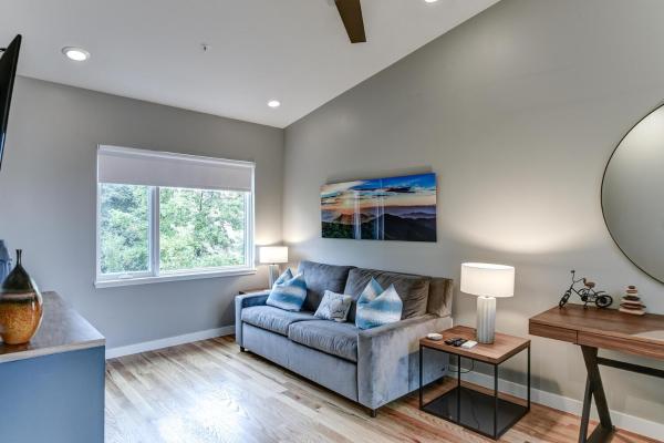 239 South Slope Beauty - Asheville, NC