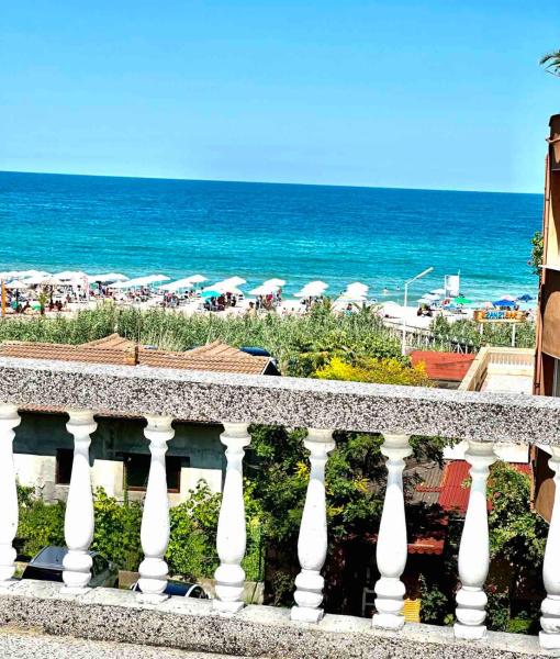 Hotel Yanis - Kiten