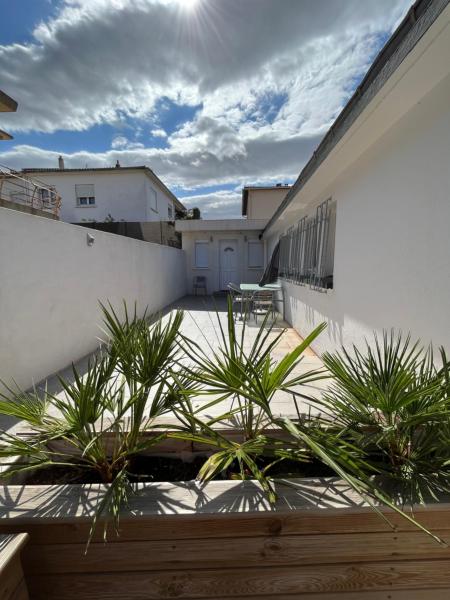 Beau Studio Indépendant à15mn De La Plage, Proche De Toute Commodité - Béziers