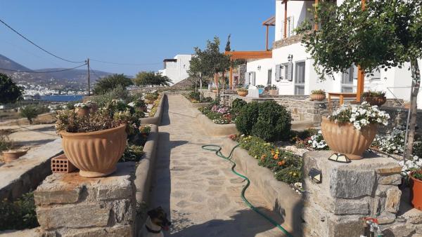 Georgia's Quality Apartments - Paros
