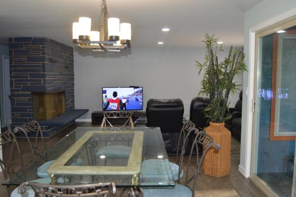 Tranquil And Modern Home 3br - Kirkland, WA