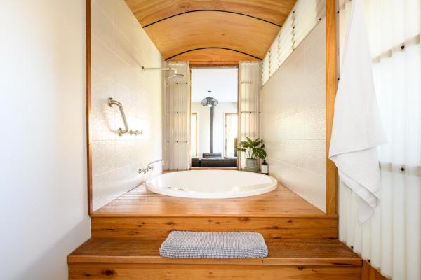 Azidene House & Spa Apartment - Daylesford