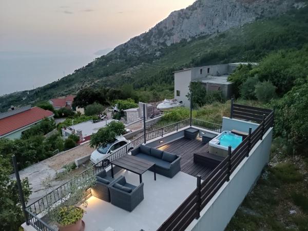 Old Dalmatian House With Jacuzzi Martine - Tučepi