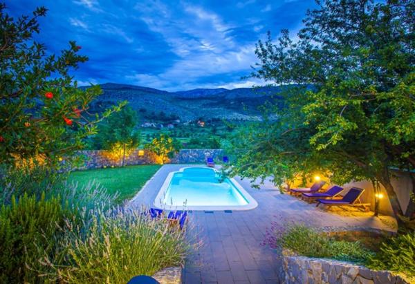Villa Leandra Near Omiš, Private Pool - Omiš