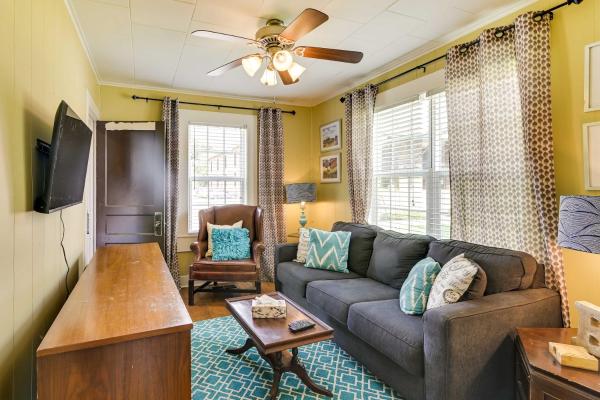 Charming Abode About 2 Mi To Mississippi State Campus! - Starkville, MS