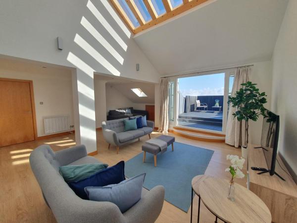 Weekly & Monthly Stays In Penthouse For Contractors Or Leisure Single Or Superking Beds Available - Guernesey
