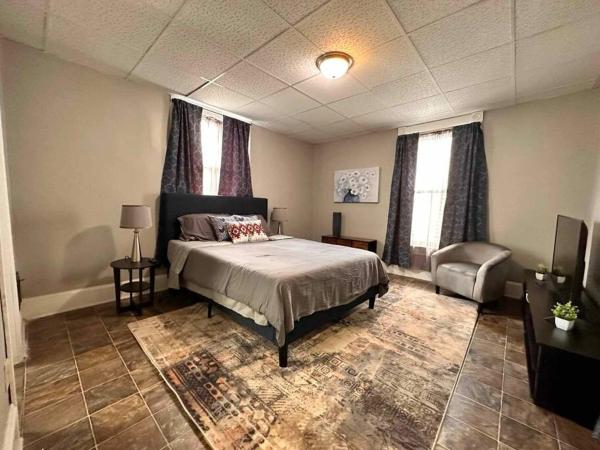 Zen Haven 3- Close To Downtown Indianapolis- Queen Bed - Garfield Park Indianapolis