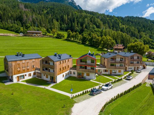 Greenwood Chalet - Spacious Alpine Retreat With Mountain Views - Pieve di Cadore