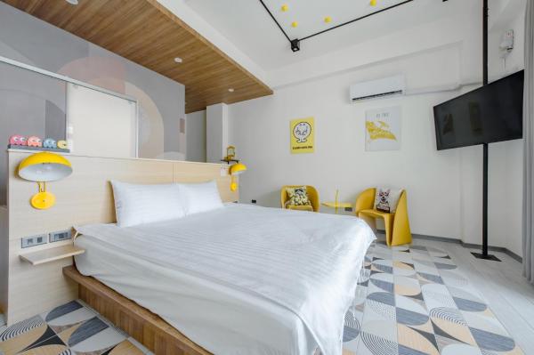 Long Stay Here - Tainan City