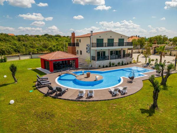 Villa Leon Zadarvillas - Starigrad