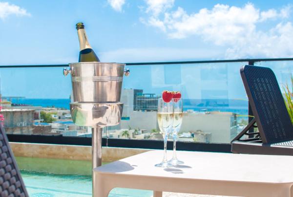 Kuxtal 3 Bedroom Downtown Apartment By Casago - Playa del Carmen