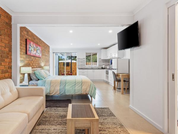 Golfside Getaway 2 By Ready Set Stay - Shire of Mornington Peninsula