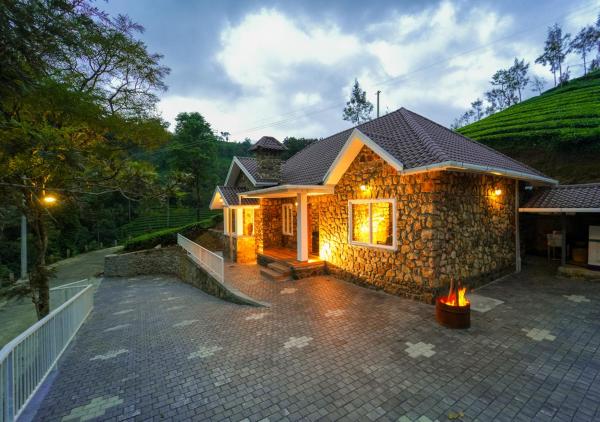 Tiyans Stone Castle Private Tea Villa Vagamon By Voye Homes - Vagamon