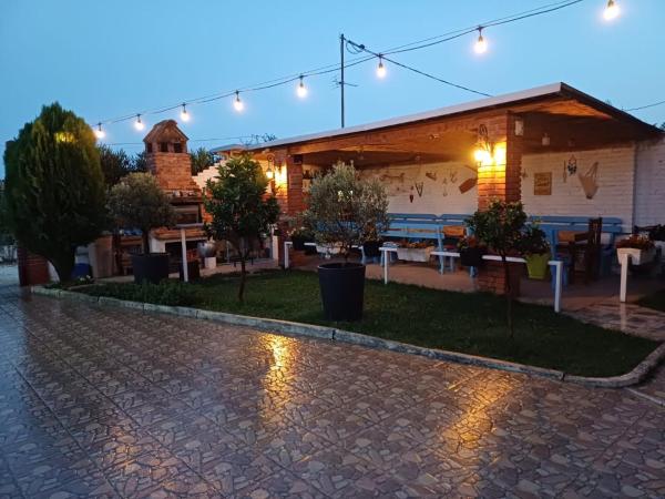 Vila Jone - Qerret