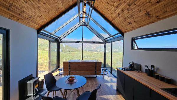 Little Acre Luxury Pods - Wolseley