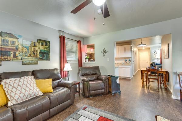 Cozy Norman Home 4 Mi To Oklahoma University! - Norman, OK