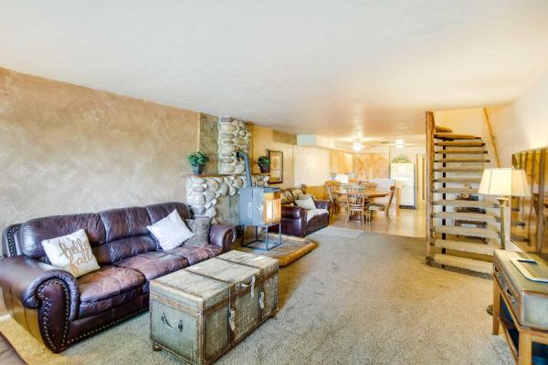 Main Street Townhome - 12 Miles To Bear Lake! - Idaho