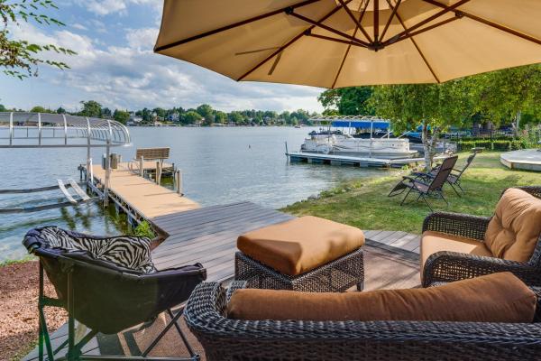 Okauchee Lake Vacation Rental With Boat Dock! - Oconomowoc, WI