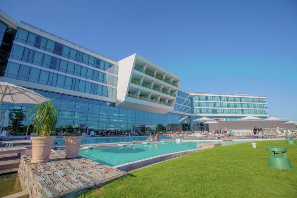 Hilton Pilar - Luján