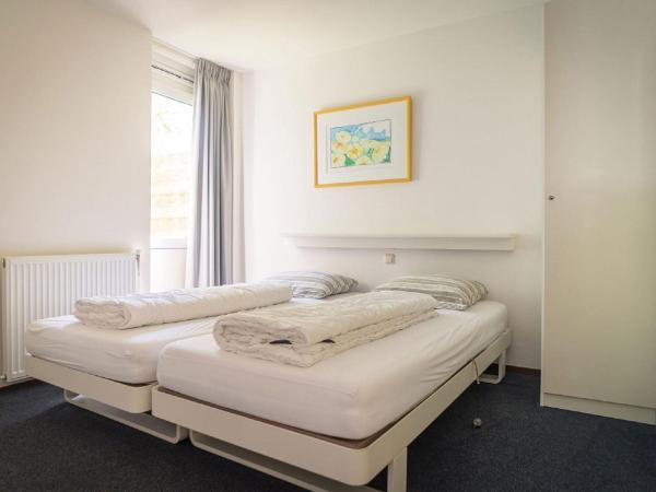 Apartment In Friesland Near The Coast - De Koog