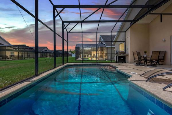 Disney Area 4br Home With Heated Private Pool - Kissimmee, FL