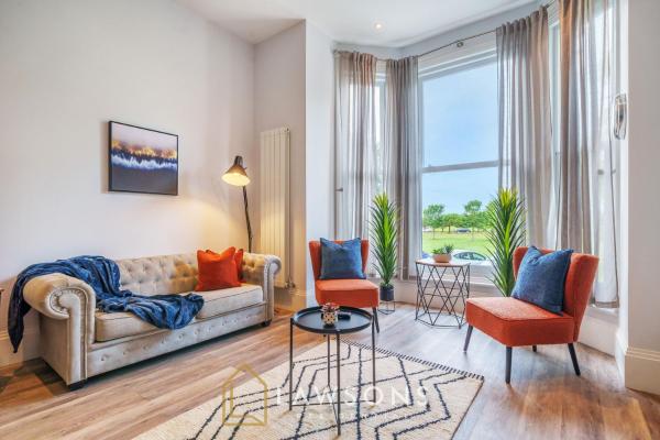 The Southsea Residence - Common & Sea Views - Southsea Beach