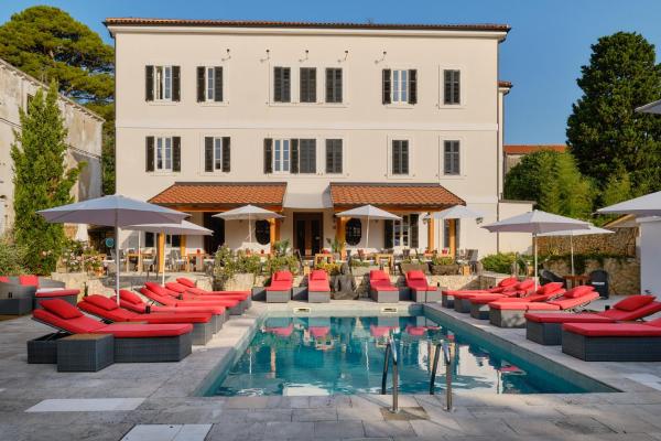 Dolphin Suites - Veli Lošinj