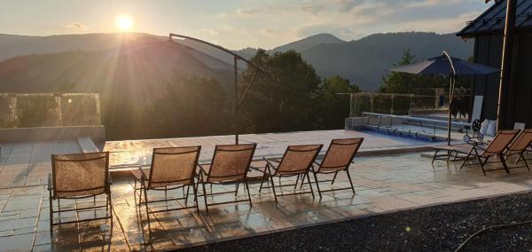 Cabanele Carmel - Valea Ierii