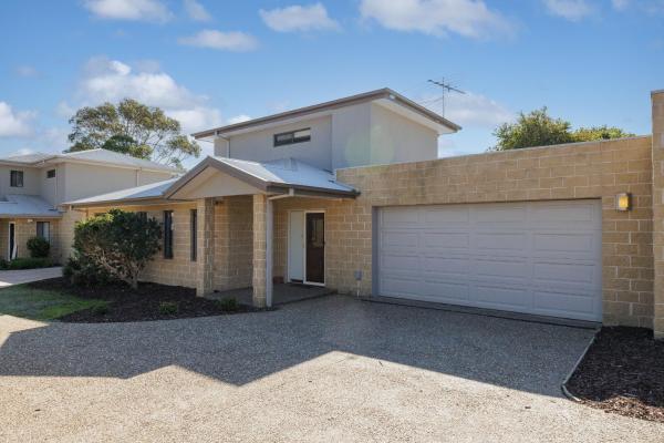 Central Townhouse For Six By Ready Set Stay - Phillip Island