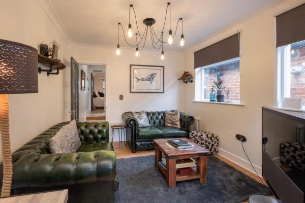 Stunning- The Nautilus Bungalow Cowes Iow - Fareham