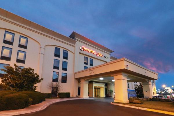 Hampton By Hilton Chihuahua - Chihuahua