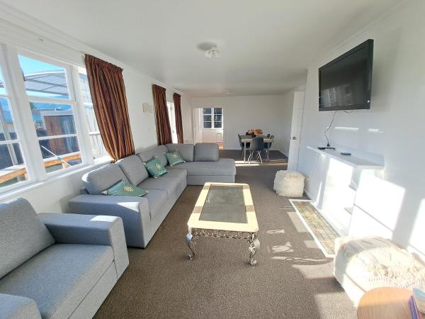 3bdrm Plus Sleepot Home, - Richmond