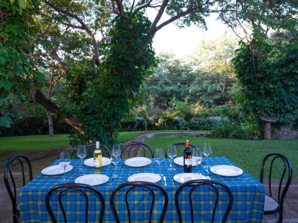 The Art House Victoria Falls - Victoria Falls