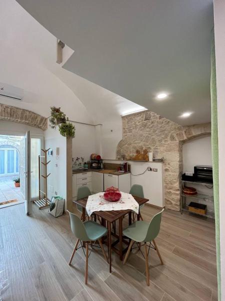 Casina Dei Fiori - Apulia