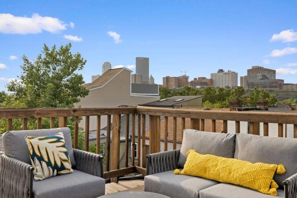 Pittsburgh Gem - 5br - Downtown Deck View - Pittsburgh, PA