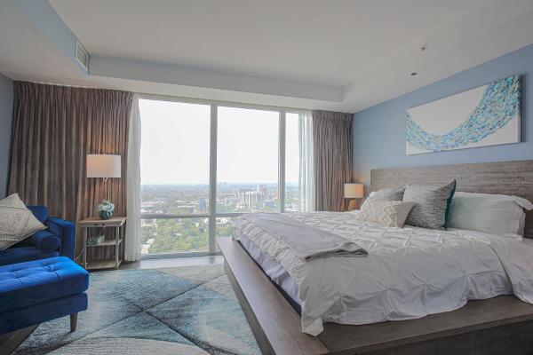 Luxury View In Toronto Downtown 3 Bedroom 2.5 Bathroom 1 Parking - Ontario