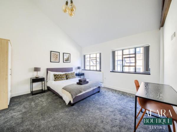 Luxury 3 Floor Townhouse Birmingham - Alara Boutique Living - Birmingham