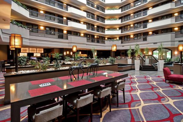 Embassy Suites By Hilton Dulles Airport - Reston, VA