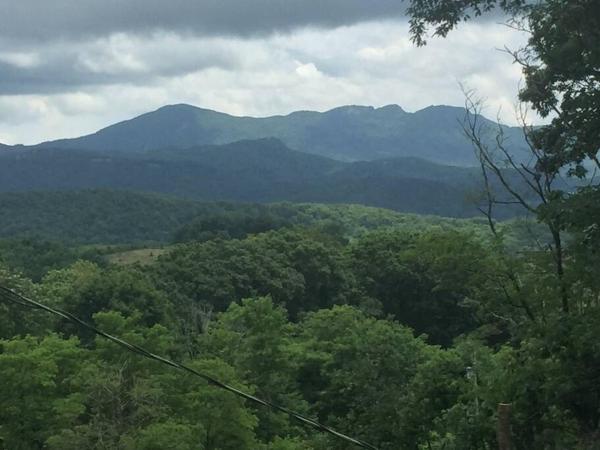 Kastlerock Of The Highlands - North Carolina