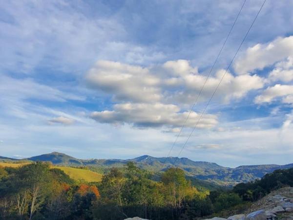Overlook Lodge - North Carolina