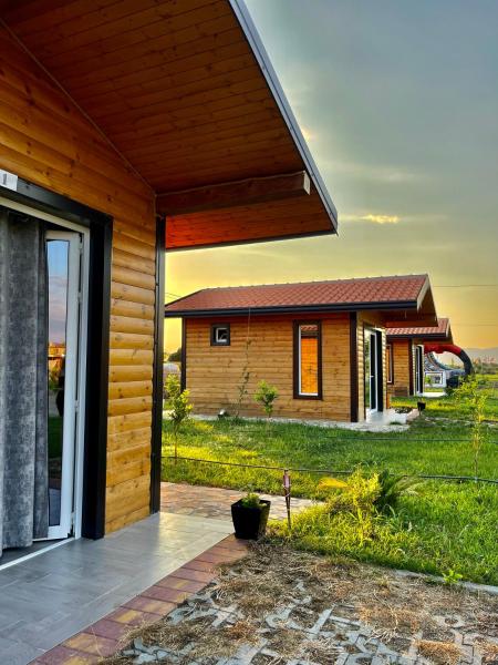 Natyra E Ishullit - Hotel, Ristorant, Camping - Lezhe, Shengjin, Ishull Shengjin Lezhe, Shengjin, Lezhe - Albanië